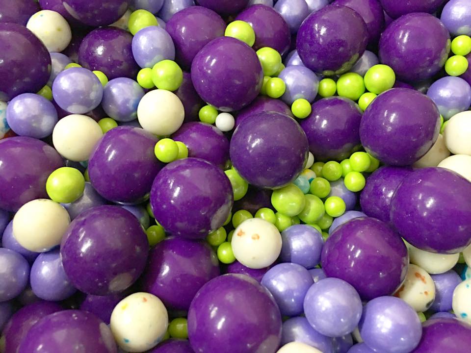 SHIMMER LIME GREEN CANDY PEARLS from Miami Candies Sweets & Snacks ...